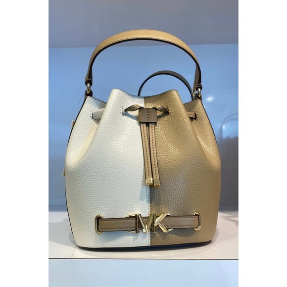 Michael Kors | Bags | Michael Kors Bucket Bag Reed Medium Belted Bucket ...